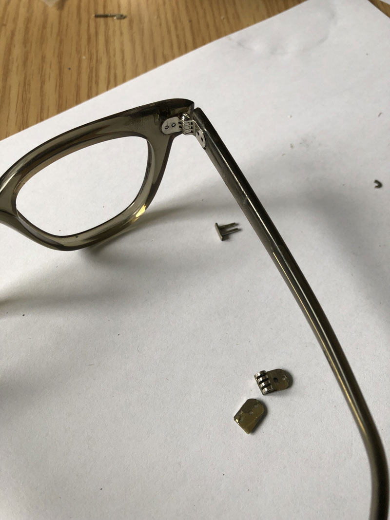 how to repair eyeglass hinge | ZOYE Eyeglass Parts Co.,ltd